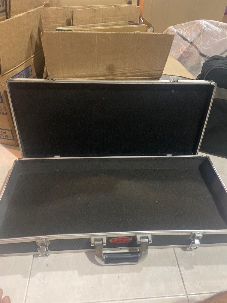 Guitar effects box, Hobbies & Toys, Music & Media, Music Accessories on ...