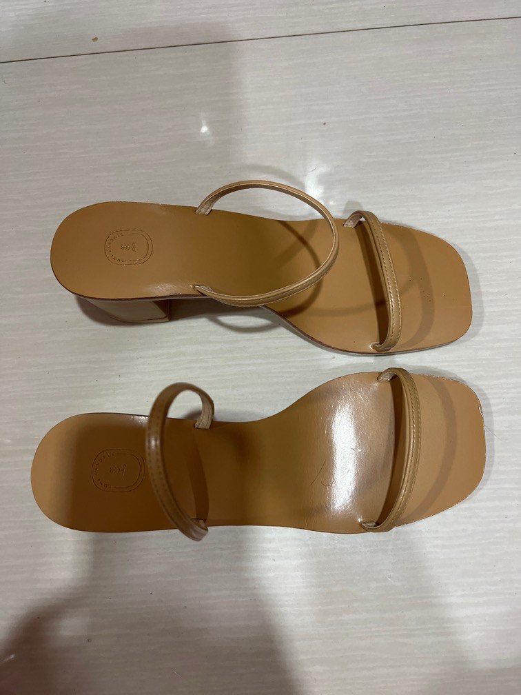 Hue Manila Yumi Sandals Brown, Women's Fashion, Footwear, Flats ...
