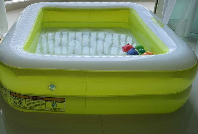 Inflatable pool and pit balls, Babies & Kids, Infant Playtime on Carousell