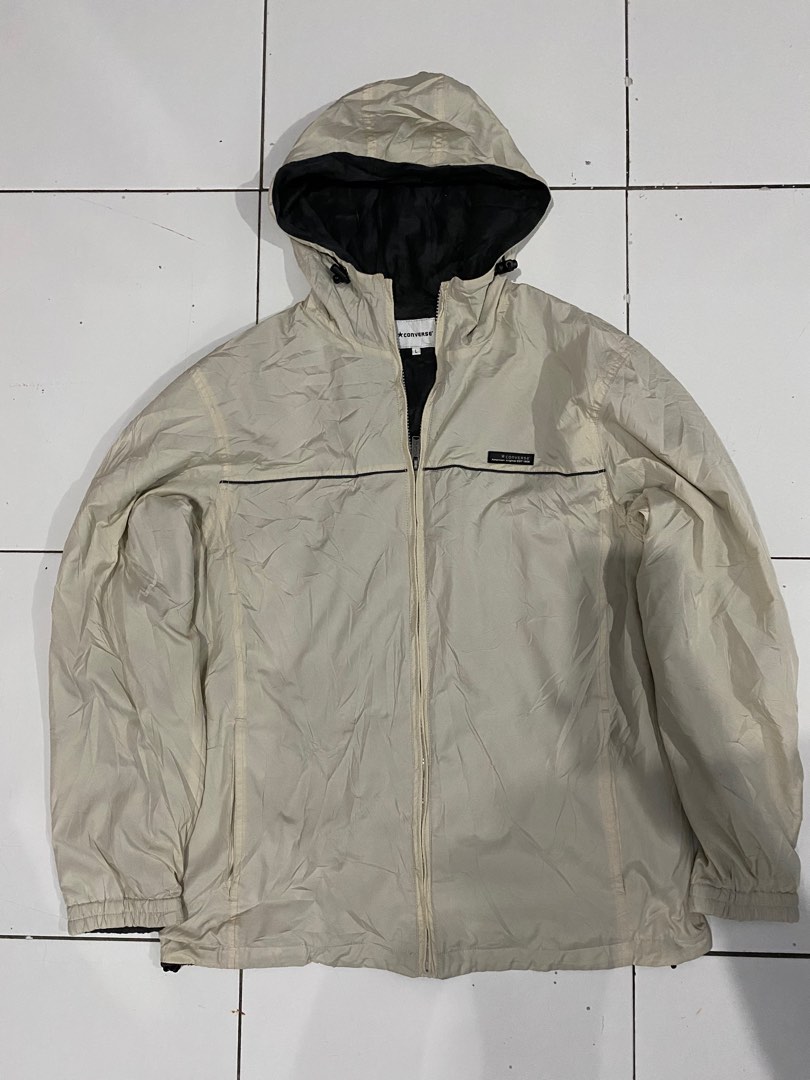 jaket CONVERSE, Fesyen Pria, Pakaian , Baju Luaran di Carousell