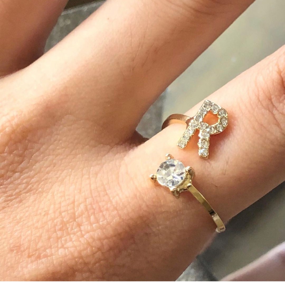 Letter R Ring, Women's Fashion, Jewelry & Organizers, Rings on Carousell