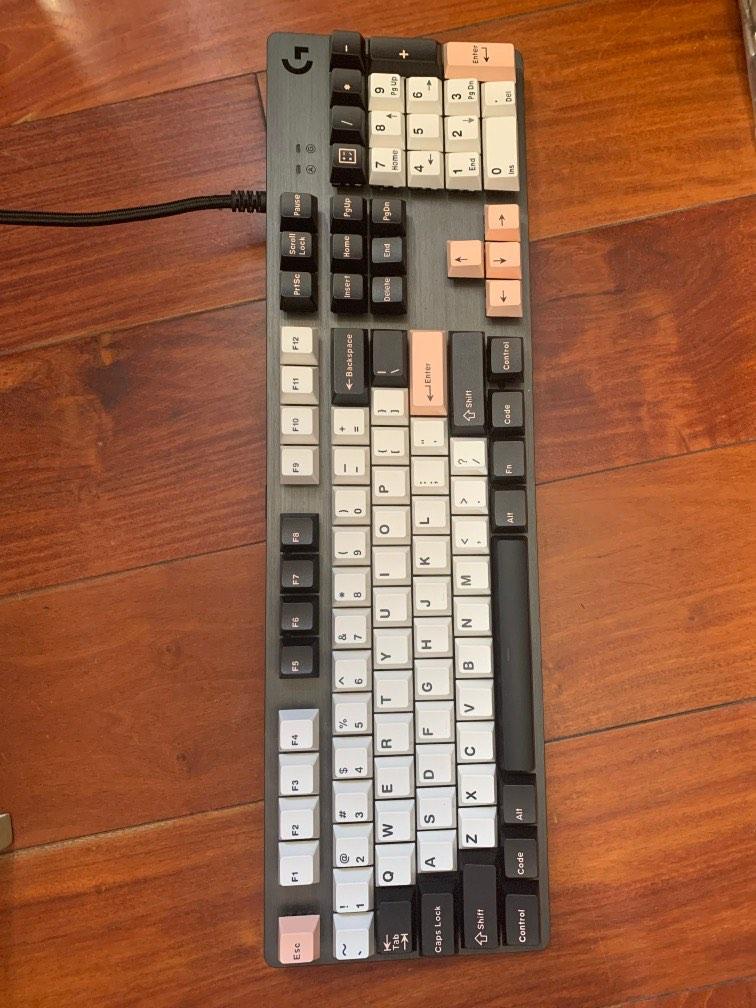 Logitech G512 W/ Olivia Keycaps, 電腦＆科技, 電腦周邊及配件, 電腦鍵盤及相關產品 - Carousell