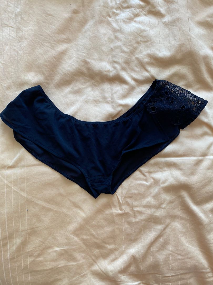 Malizia By La Perla Underwear, Women's Fashion, New Undergarments ...