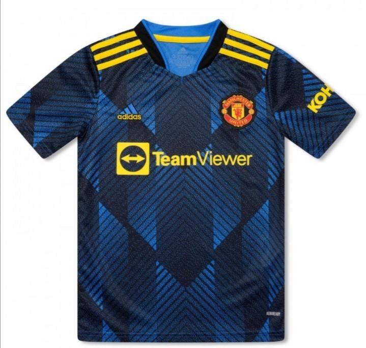 Man United Third Kit 2021/2022, Men's Fashion, Activewear on Carousell