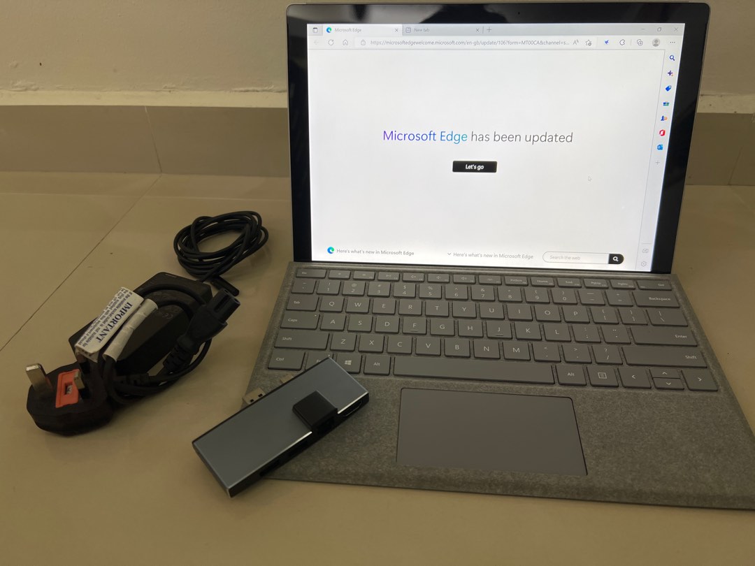 Microsoft Surface Pro 6 with keyboard and New Pen., Computers & Tech ...
