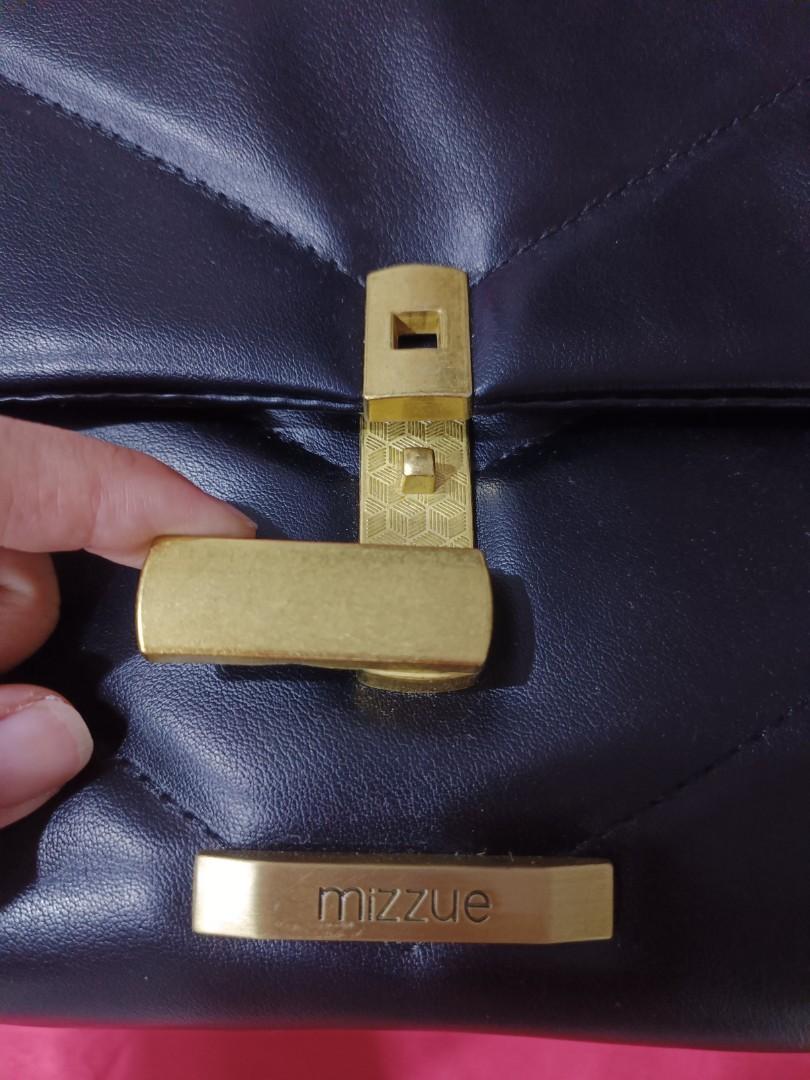 Mizzue Shoulder Bag, Women's Fashion, Bags & Wallets, Shoulder Bags on Carousell