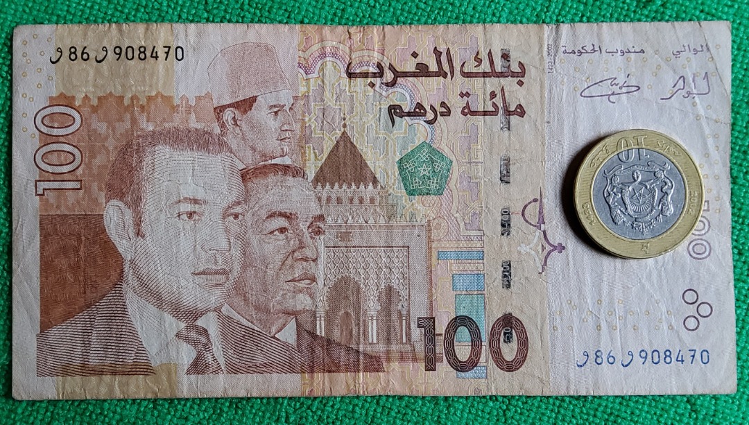 Moroccan Paper Currency Note (100 Dirham) with coin , Hobbies & Toys, Memorabilia & Collectibles ...