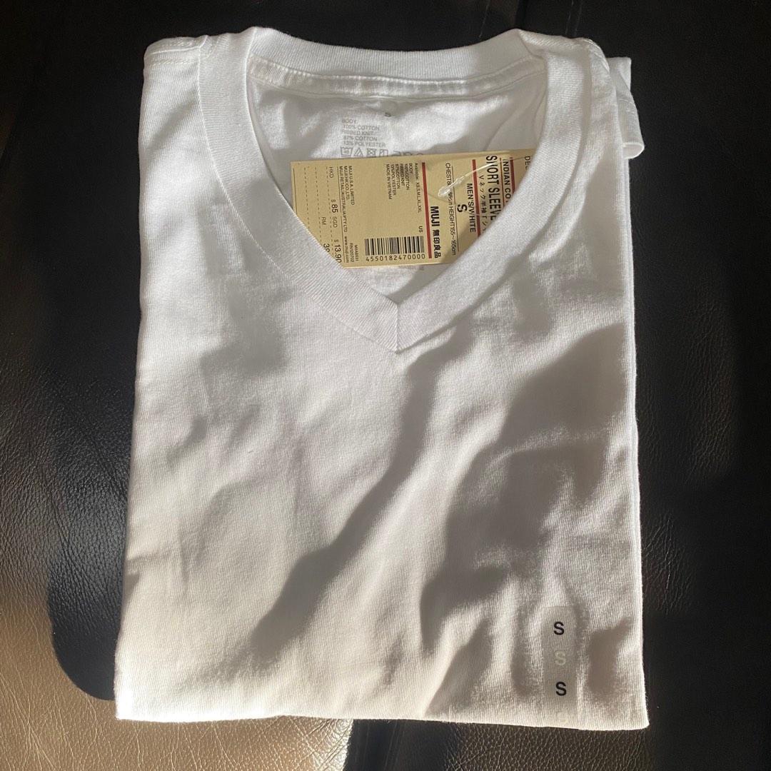 Muji V neck Tshirt, Men's Fashion, Tops & Sets, Tshirts & Polo Shirts on Carousell