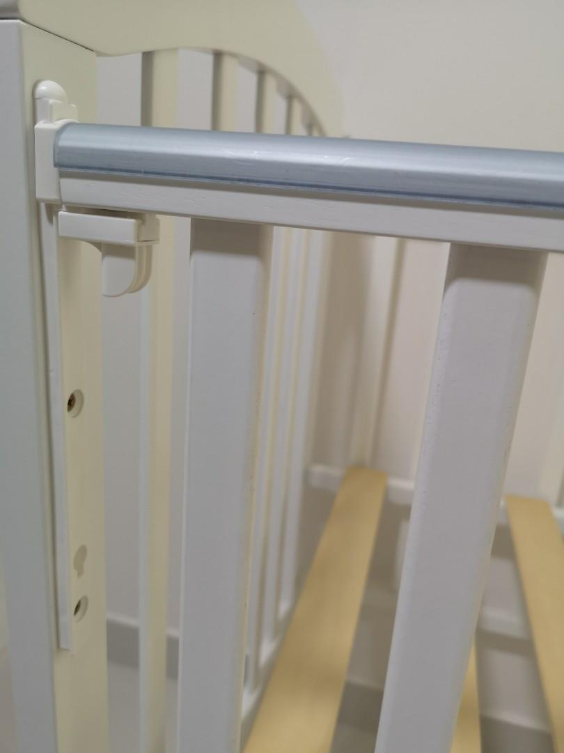Picket&Rail 6-in-1 Solid Wood Baby Cot with Drop-Side Gate (120X60cm ...