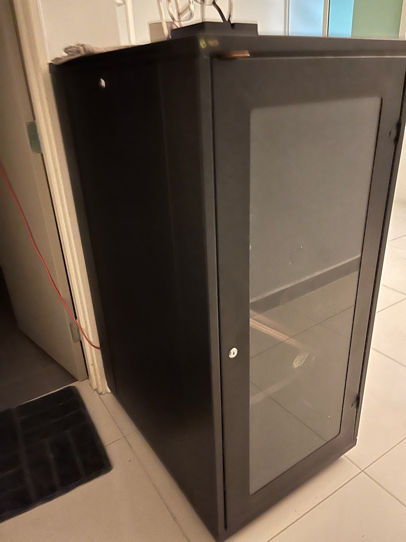 Server Rack, Computers & Tech, Office & Business Technology on Carousell