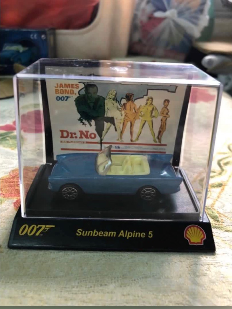 Shell toy car 007 Sunbeam Alpine 5 占士邦, 興趣及遊戲, 玩具 & 遊戲類 - Carousell