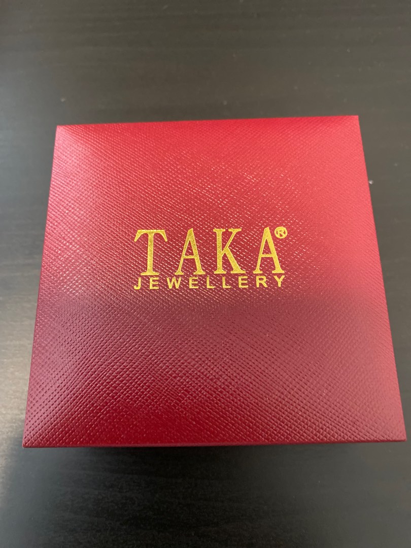 Taka Jewellery box (Red), Women's Fashion, Jewelry & Organisers ...