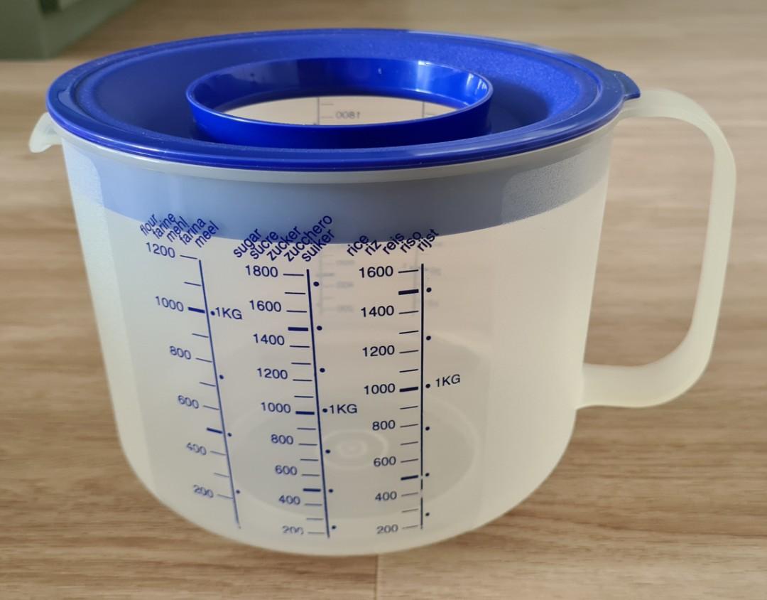 Tupperware Pitcher, Measuring Cup, Furniture & Home Living, Kitchenware ...