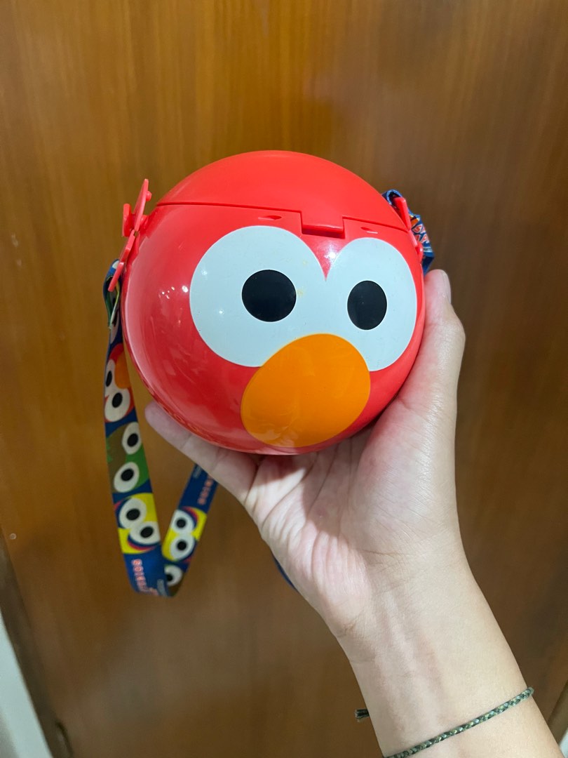 Universal Studios Japan Sesame Street Elmo Water Bottle, Bayi & Anak ...