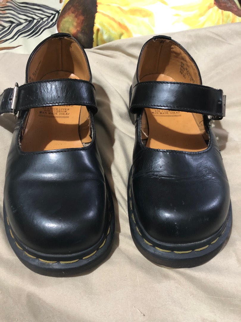Vinate Dr. Martens Made in England, Women's Fashion, Footwear, Boots on Carousell