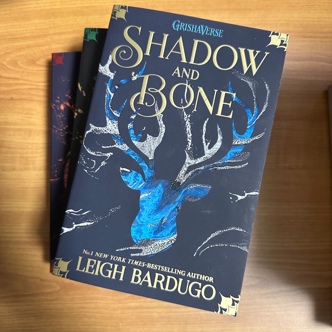 wts shadow and bone Leigh Bardugo trilogy ya romance fantasy booktok ...