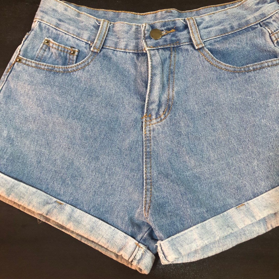 AA style hw shorts 3, Women's Fashion, Bottoms, Shorts on Carousell