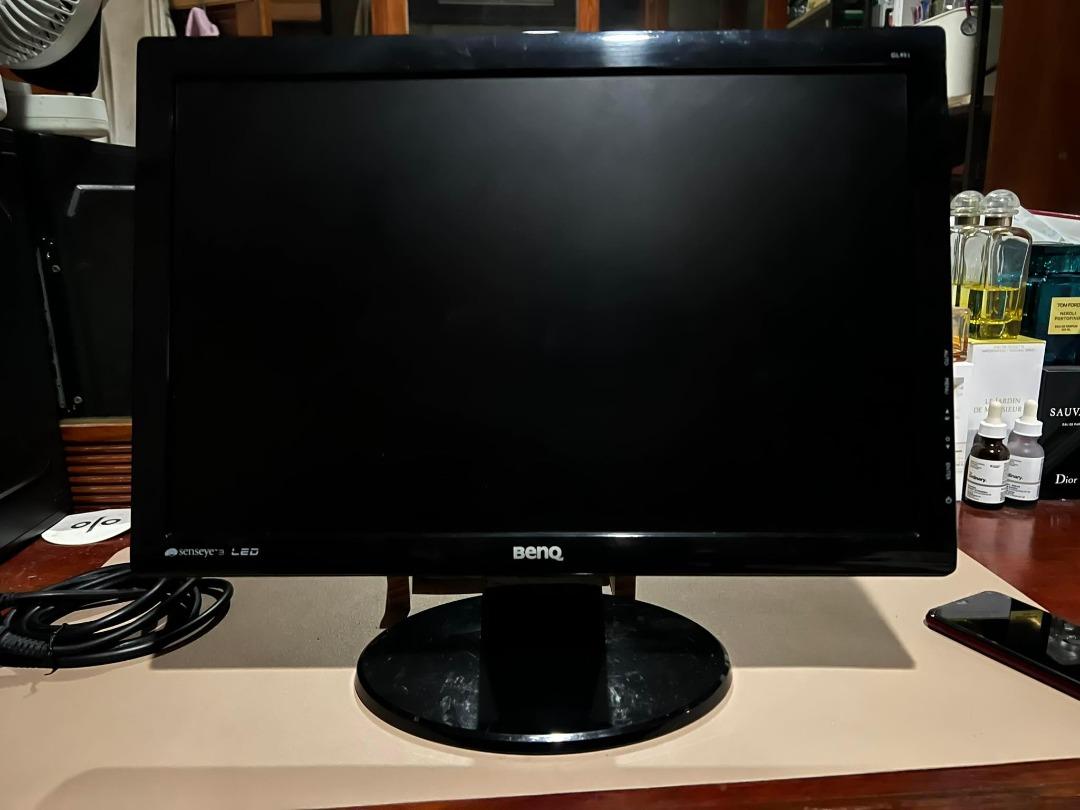 BENQ LED 18 Inch Monitor, Computers & Tech, Desktops on Carousell