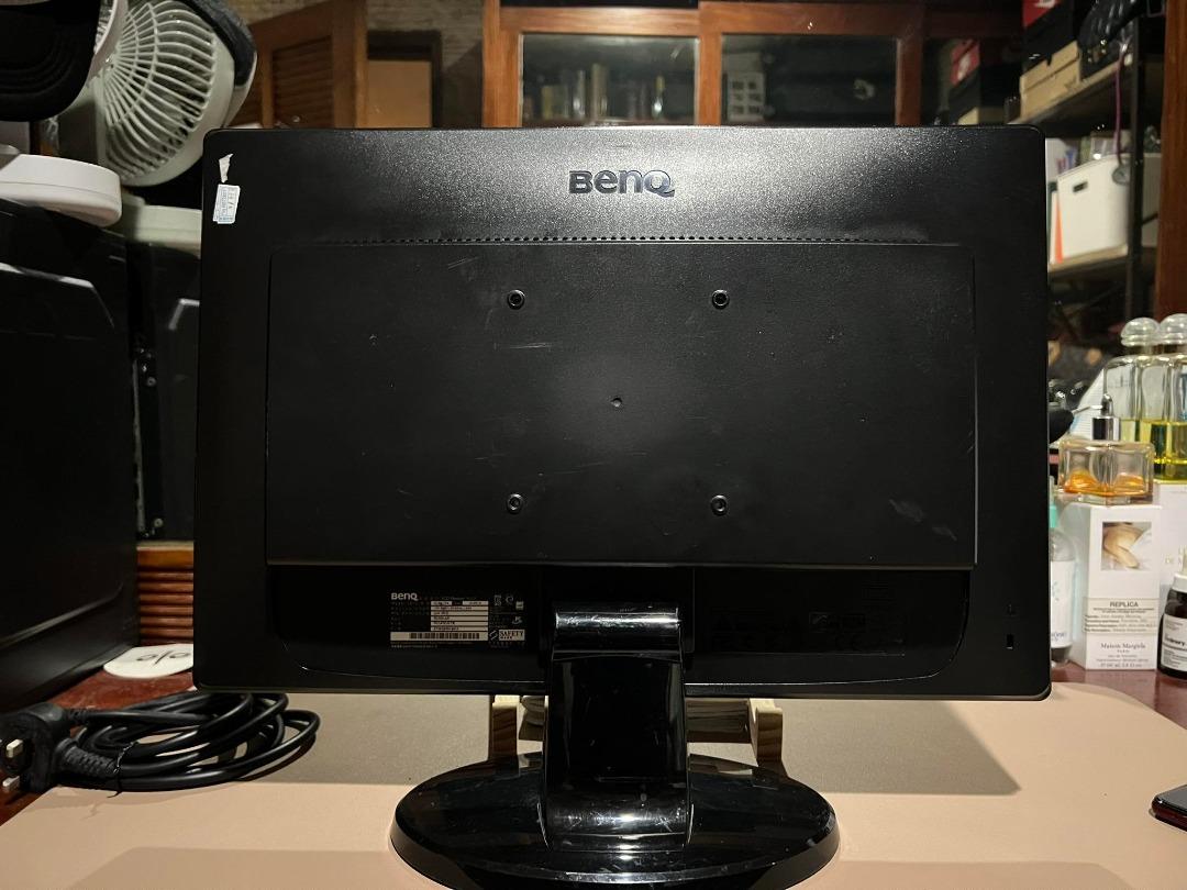 BENQ LED 18 Inch Monitor, Computers & Tech, Desktops on Carousell