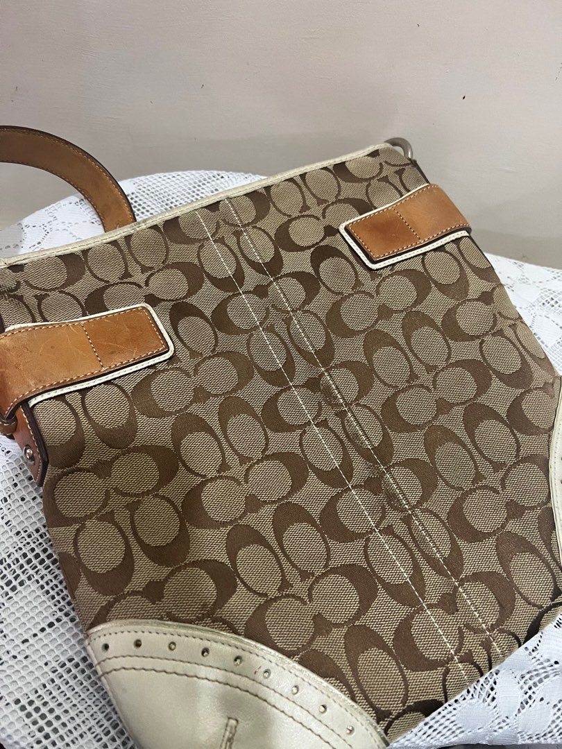 Coach crossbody needs wash, Women's Fashion, Bags & Wallets, Tote Bags ...