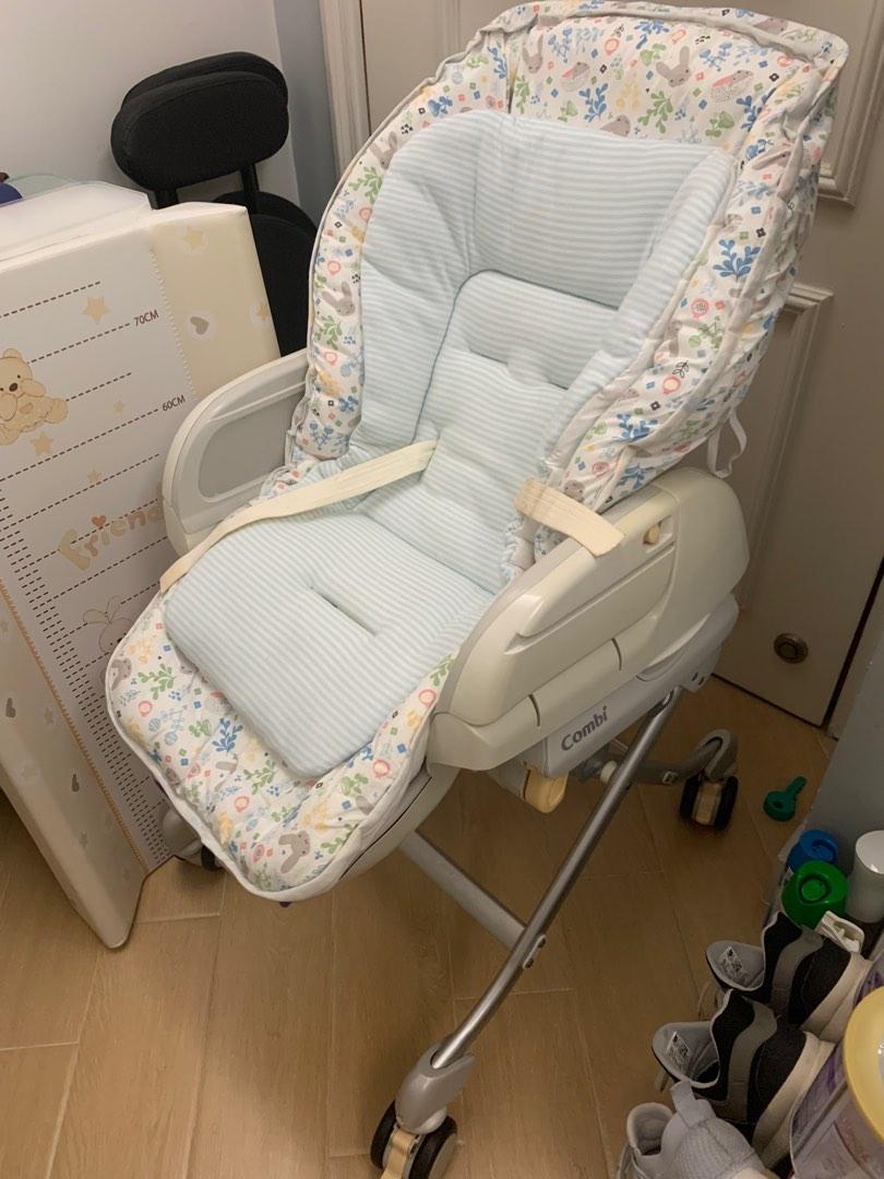 Combi High Chair 餐椅 / 搖床 (手動版) 價錢可小議, 兒童＆孕婦用品, 兒童傢具, 兒童傢具 - 桌子及椅子 ...