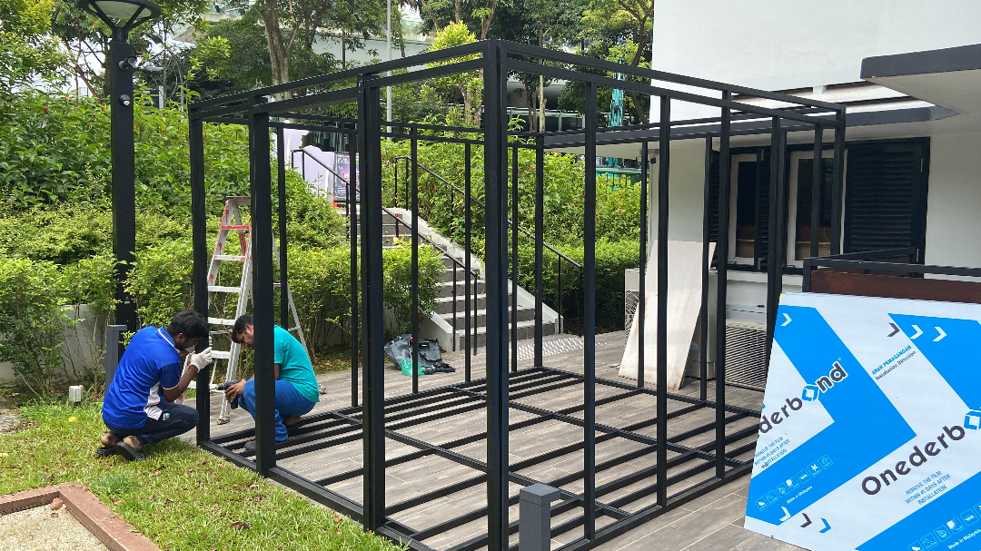 Custom built storage cabin and cabin living space., Furniture & Home ...