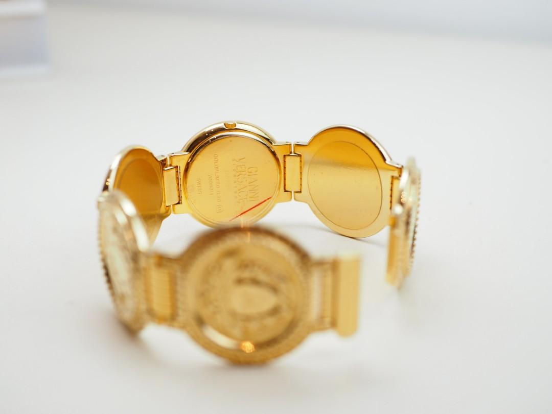 Gianni Versace Signature Coin Watch, Women's Fashion, Watches ...