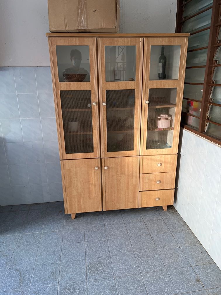 Kabinet simian makanan, Furniture & Home Living, Furniture, Shelves ...