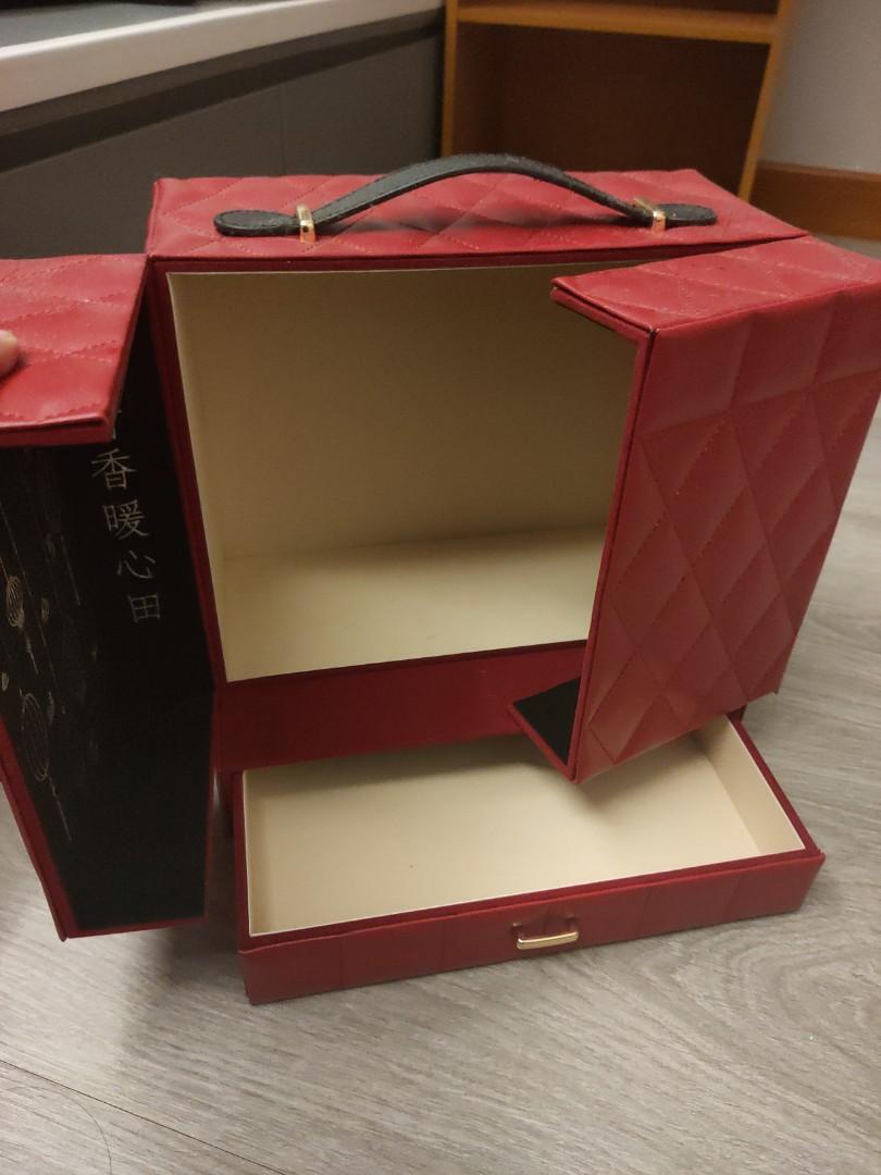 Make up accessories box, Furniture & Home Living, Home Improvement ...