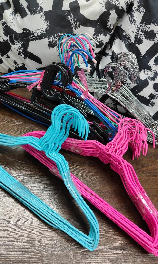 Mixed clothing hangers (100pcs), Furniture & Home Living, Furniture ...