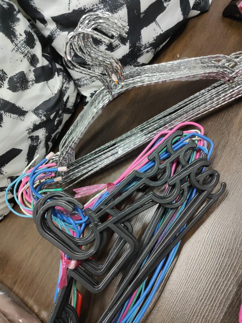 Mixed clothing hangers (100pcs), Furniture & Home Living, Furniture ...