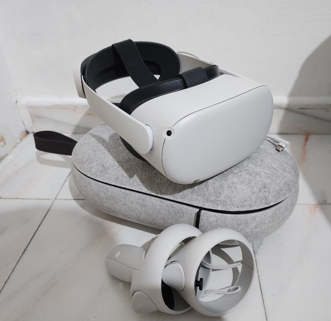 Oculus Quest 2 (Set) 128GB with original extended battery, strap and ...