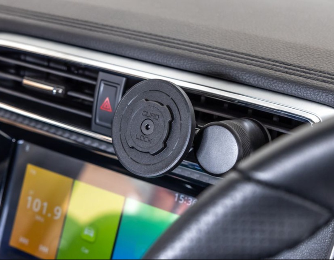 Quad Lock Vent Car Mount, Car Accessories, Accessories on Carousell