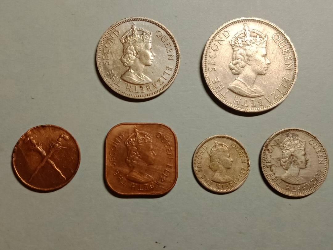 Queen Elizabeth 5- Coin Set: 1 Cent, 5 Cents. 10 Cents, 20 Cents and 50 ...