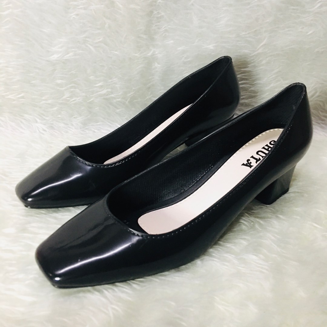 Shuta Heeled Black Rain Shoes / Pumps, Women's Fashion, Footwear, Heels ...