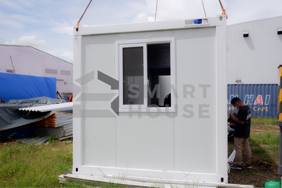 SMARTHOUSE PREFAB CONTAINER VAN HOUSE, Commercial & Industrial ...