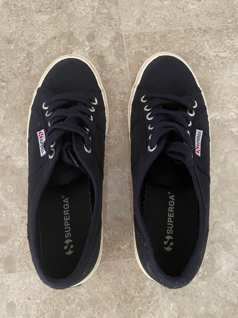 Superga 2750 Navy, Women's Fashion, Footwear, Sneakers on Carousell