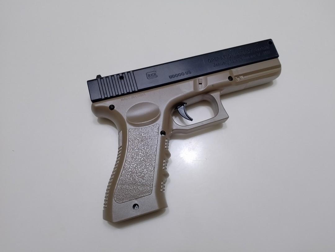 Toy Gun Glock (Read description), Hobbies & Toys, Toys & Games on Carousell