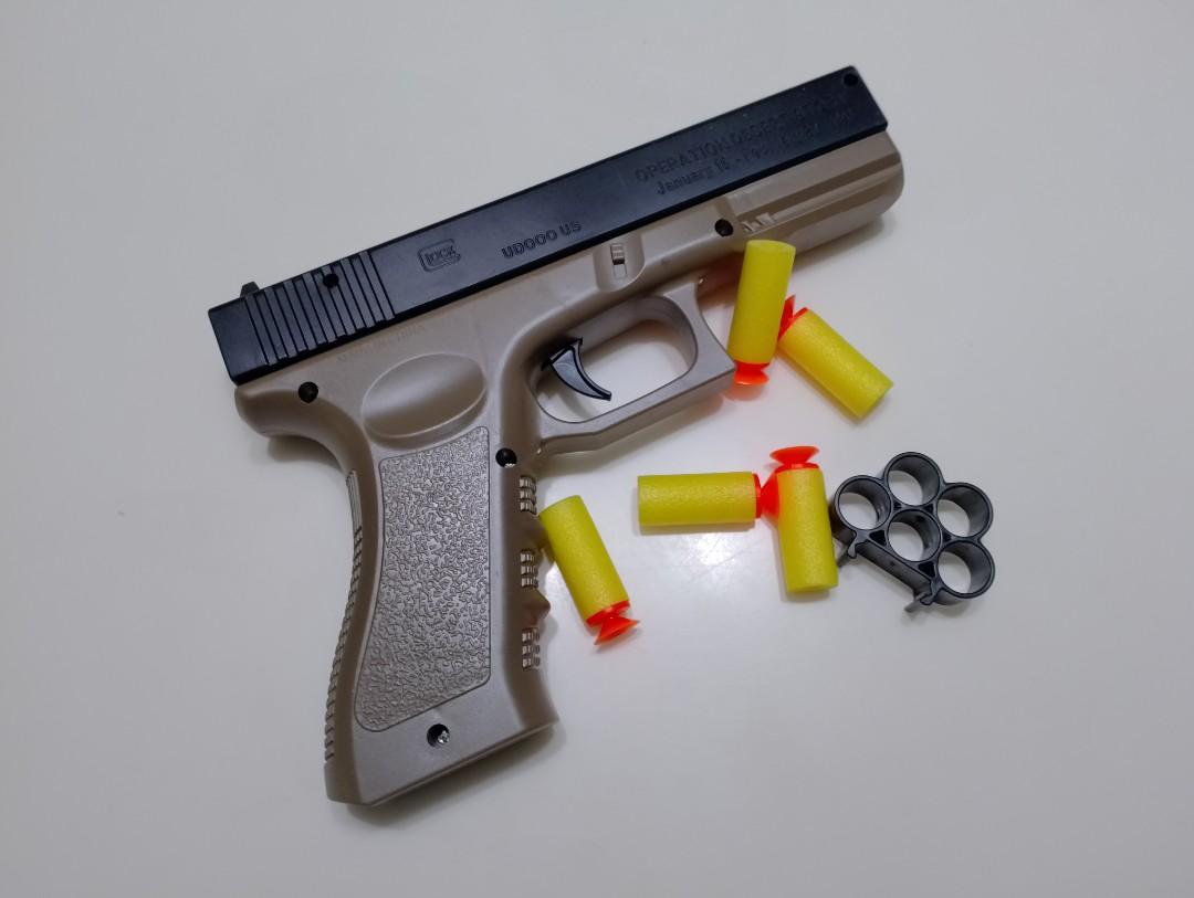 Toy Gun Glock (Read description), Hobbies & Toys, Toys & Games on Carousell