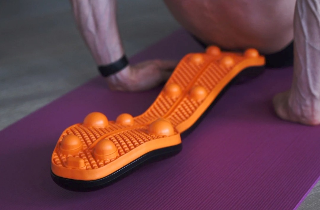 Trigger Point Rocker - Fix Back Pain - RRP $140, Health & Nutrition ...