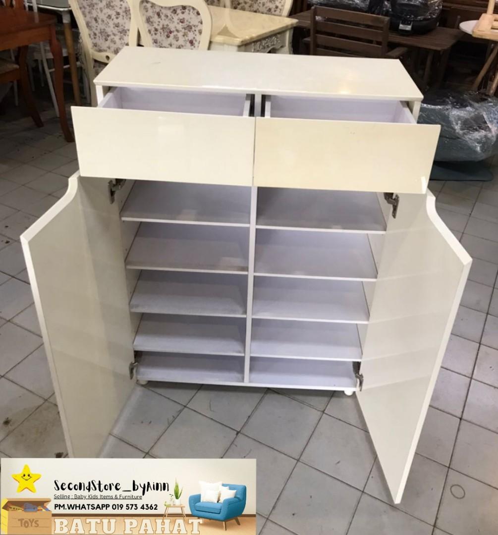 Used Shoe Rack, Furniture & Home Living, Furniture, Shelves, Cabinets ...