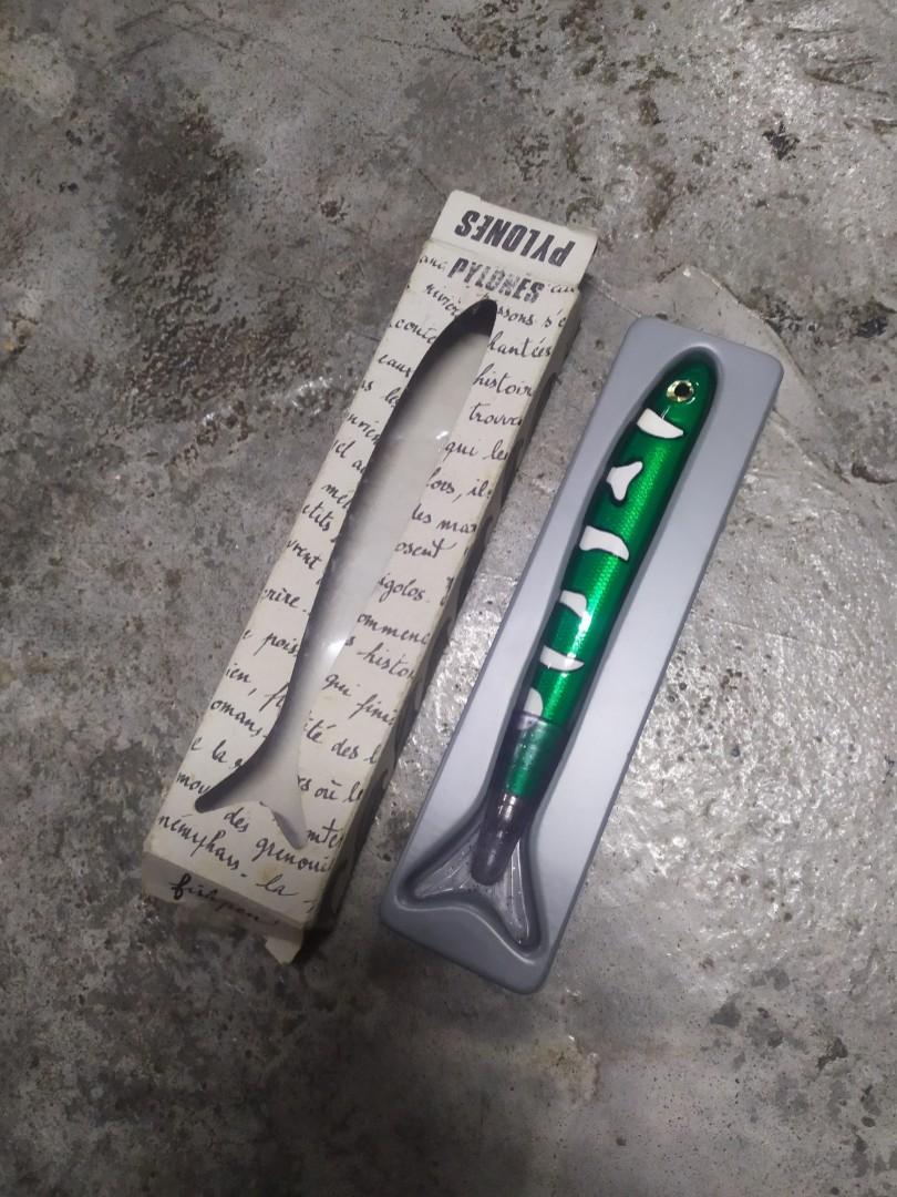 Vintage Pylones Fish Pen, Hobbies & Toys, Collectibles & Memorabilia ...