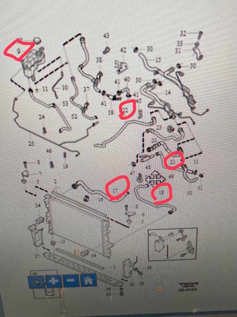 VOLVO S60 熱水箱 熱水管 暖氣水管 熱排水管 熱排 接頭 31274174 BG918B160CA (正廠中古件), 汽機車零配件在旋轉拍賣