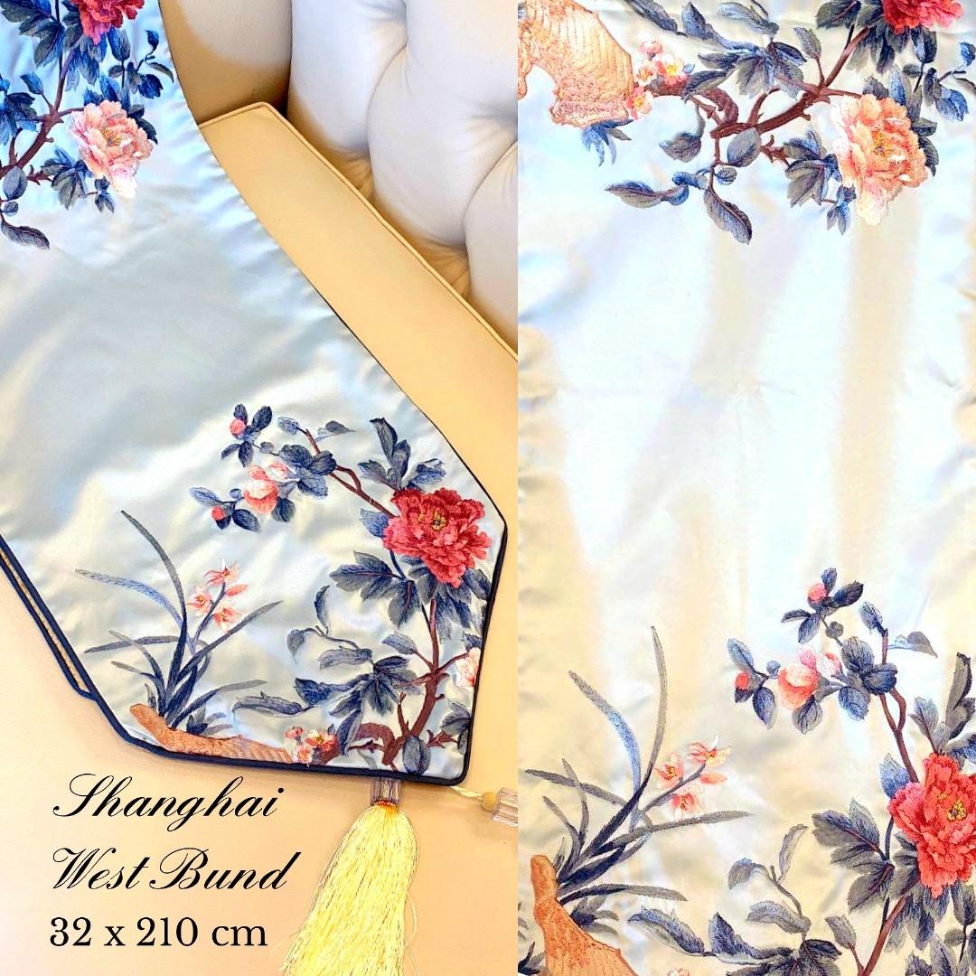 XL Authentic Tailor Made Shanghai West Bund Embroidered Chinoiserie Raw ...