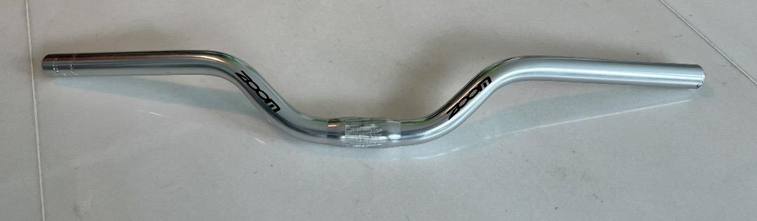 Zoom 25.4mm eco drive V2 stock handlebars & ergo grips, Sports ...
