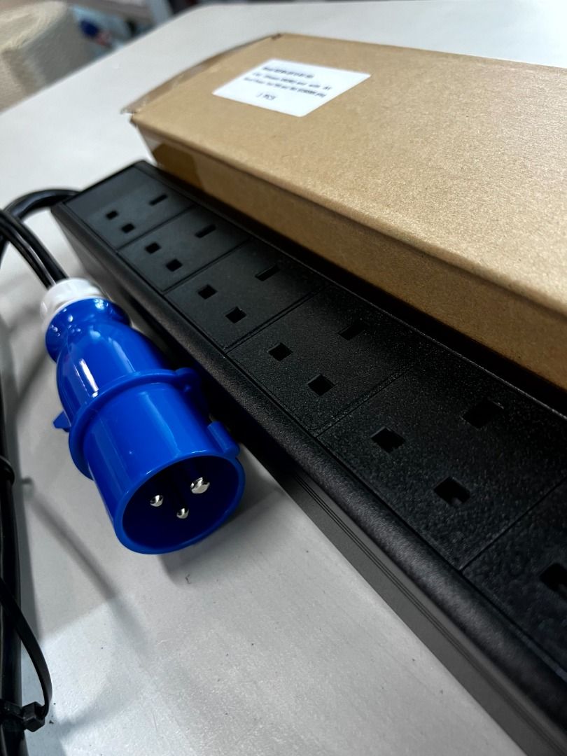 12 Way B.S UK with 16A c-form Vertical Mount PDU individual switch (3KVA to 7KVA UPS) Amp ...