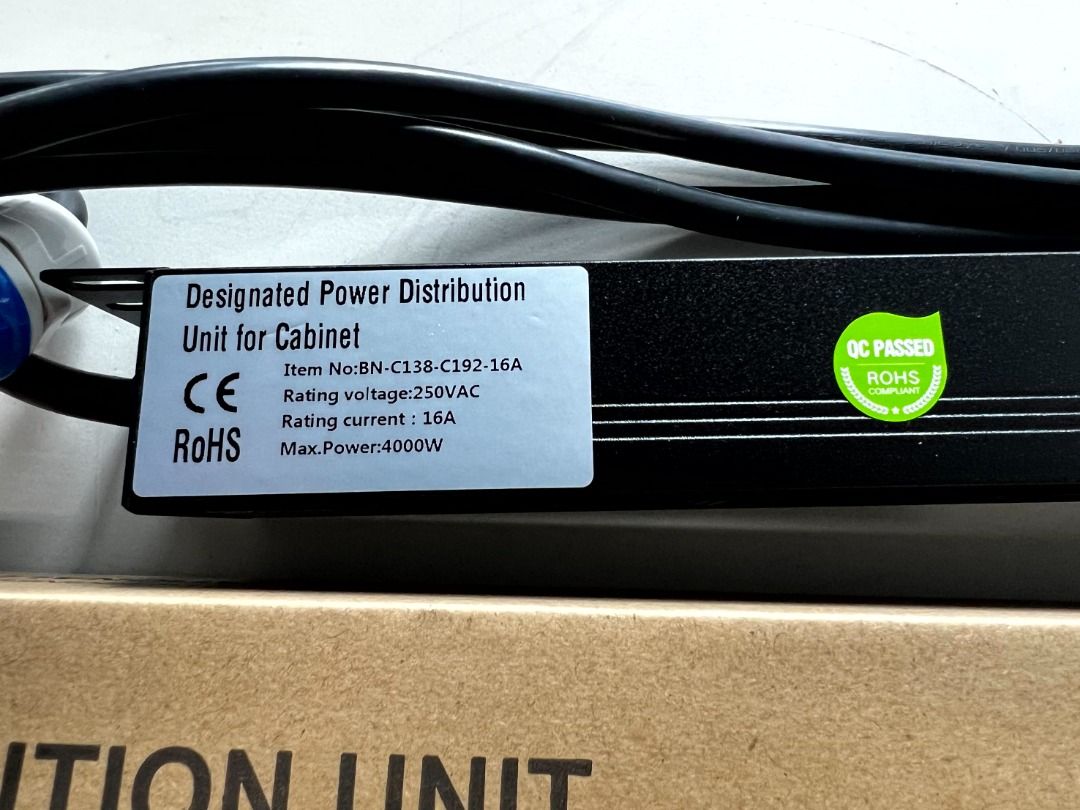 1U 8x C13 +2x C19 16A Horizontal PDU with input 16A c-form male (5KVA ...