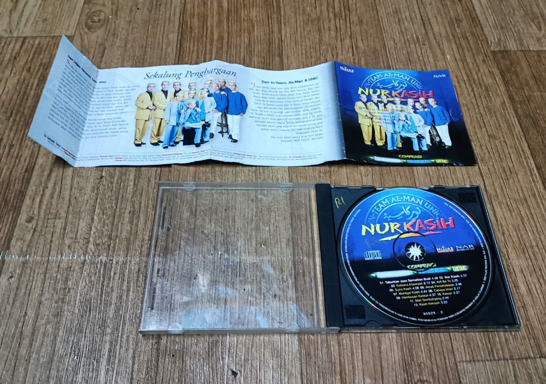 CD NUR KASIH @2002 Hijjaz Record SDN BHD.., Hobbies & Toys, Music ...