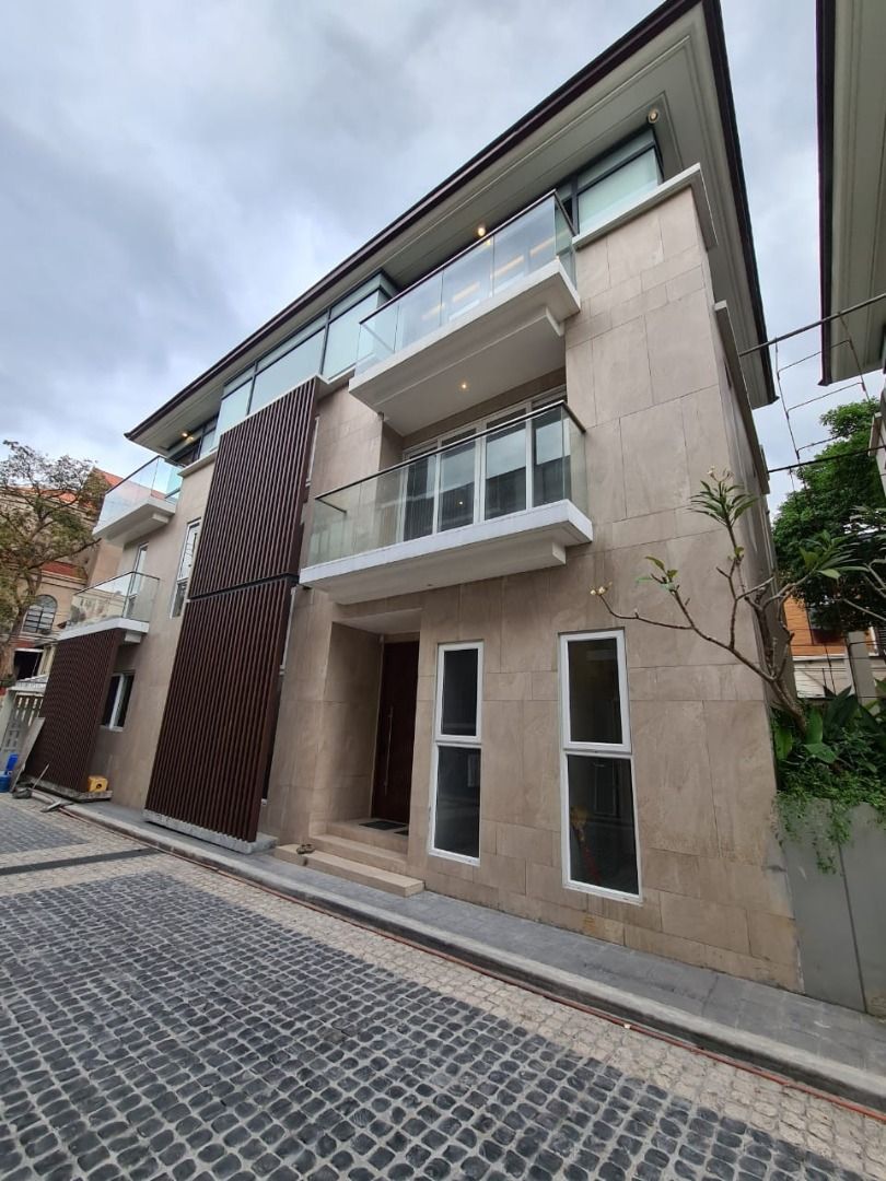 3 Storey High-End Single Detached located in New Manila, Quezon City ...