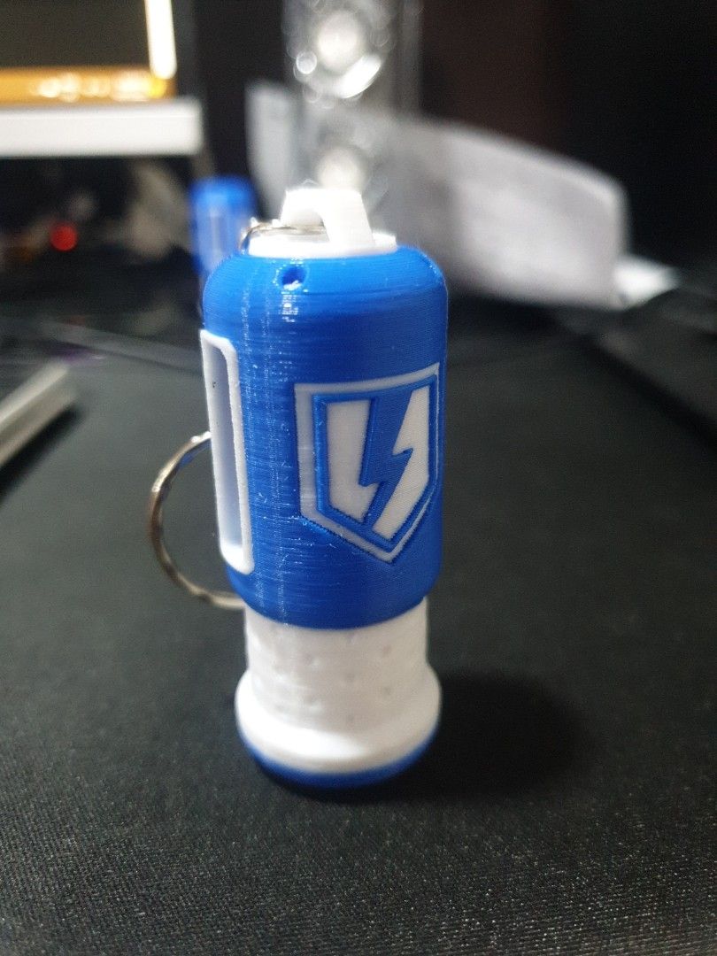 Apex Legends Shield Battery Keychain, Hobbies & Toys, Toys & Games on ...